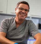 Dr. Simon Clarke | Invisalign
